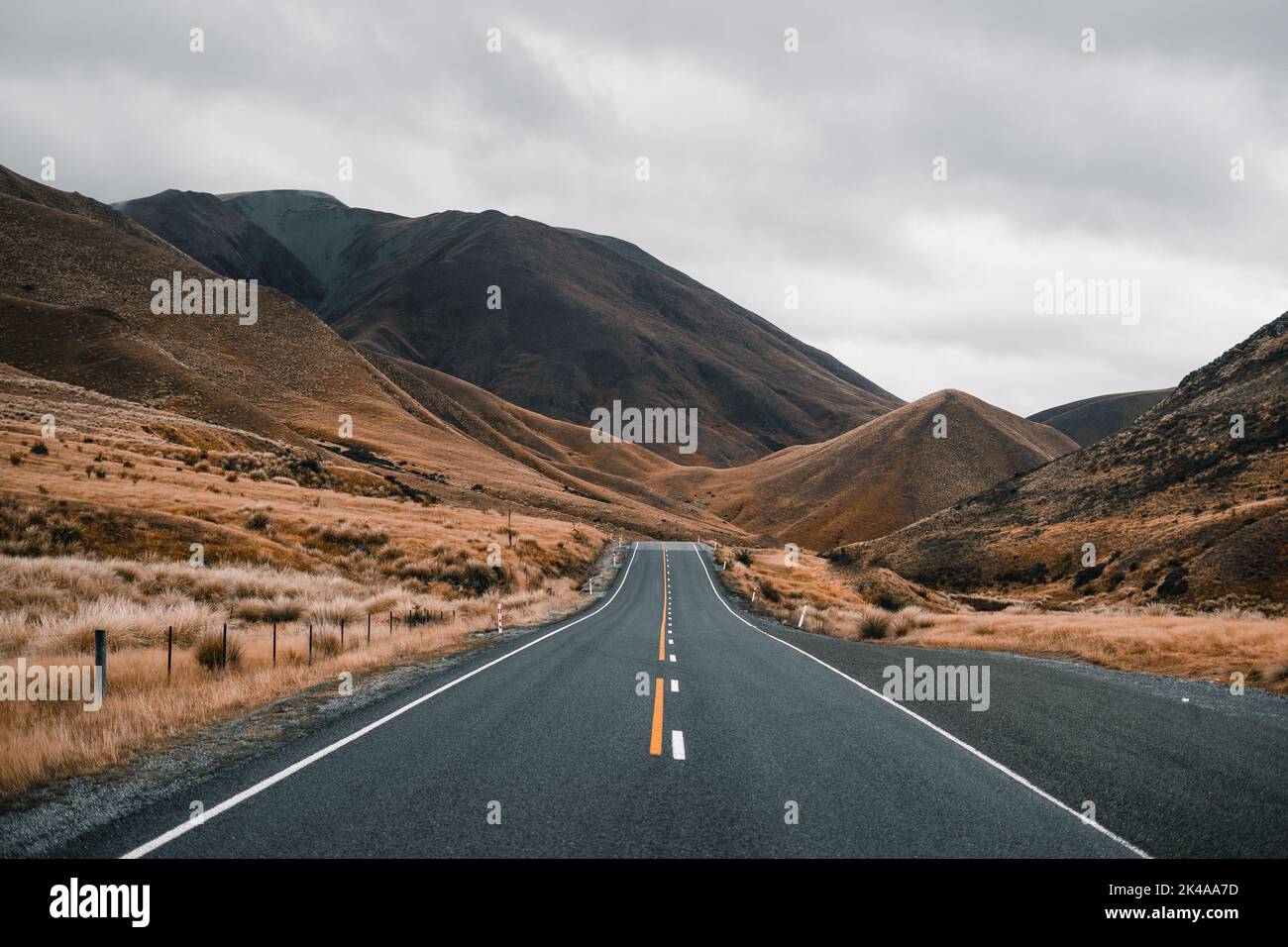 Discontinuous hi-res stock photography and images - Alamy