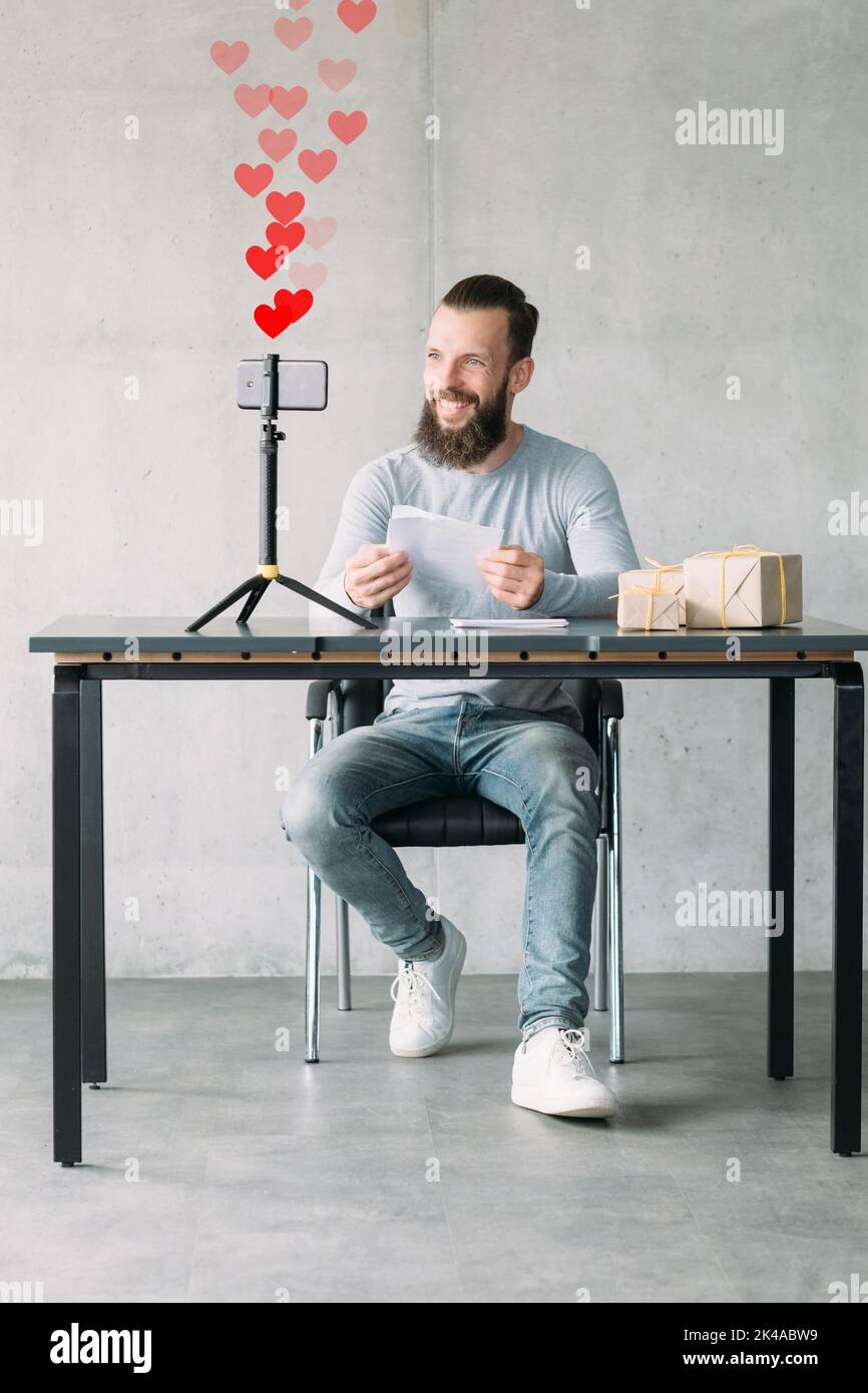 Male influencer hi-res stock photography and images - Alamy