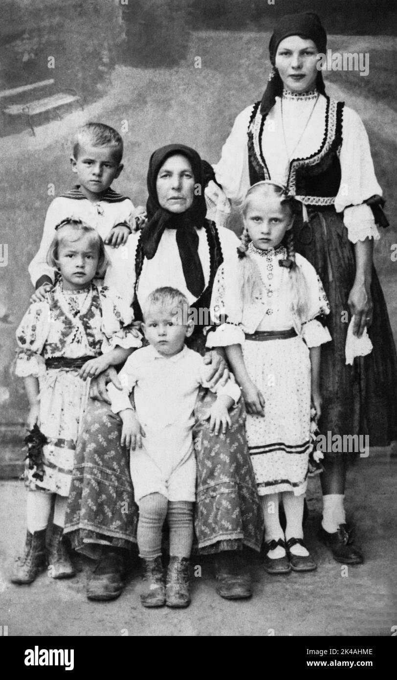 Romania folklore family Black and White Stock Photos & Images - Alamy