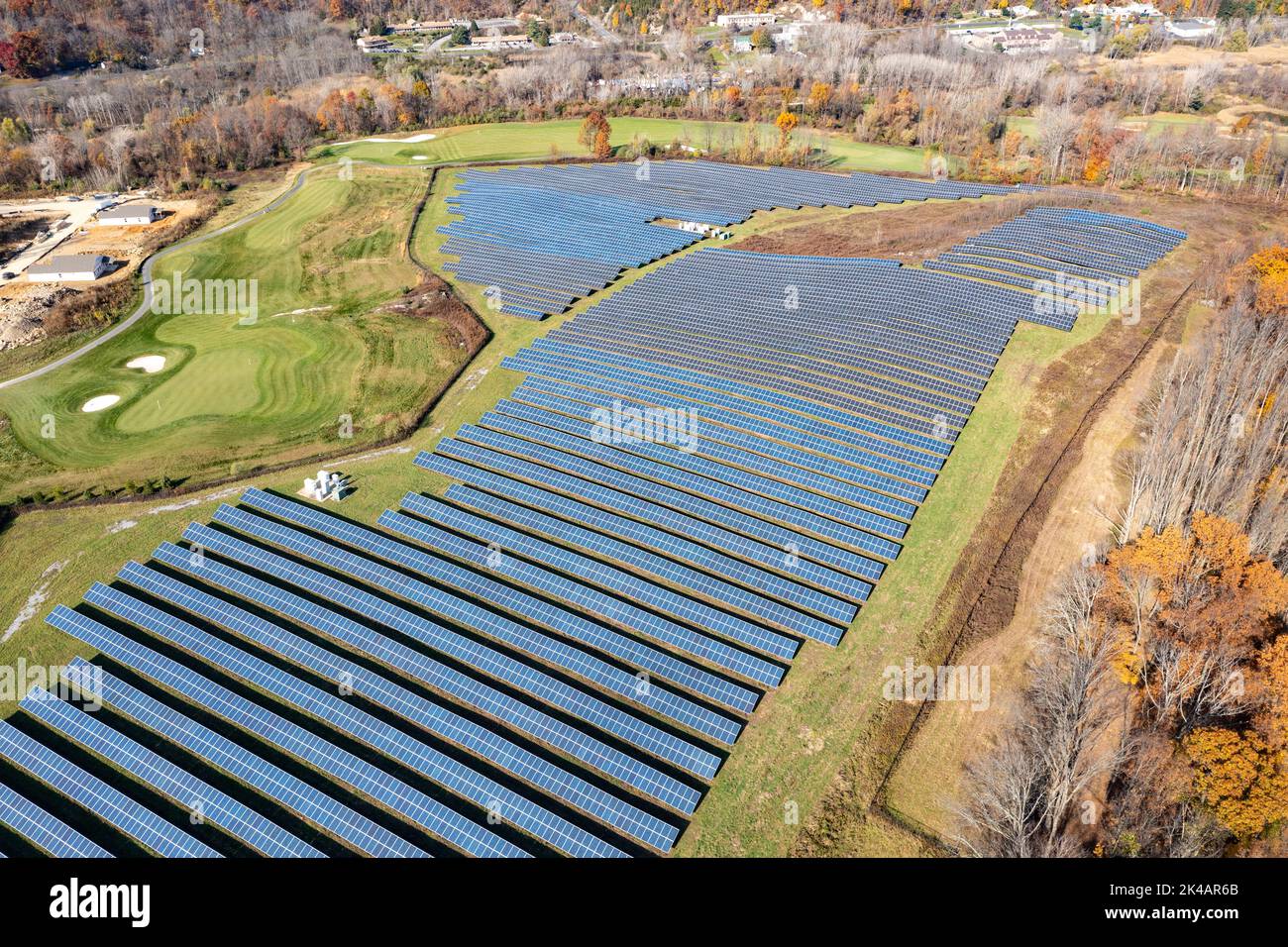 Solar panel field in New Jersey using photovoltaics, am alternative ...