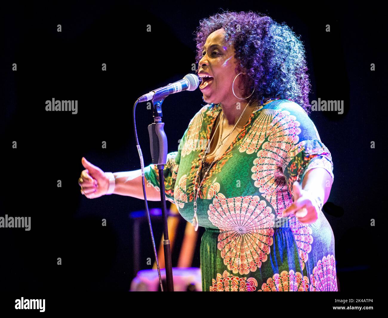 Ruby turner singer hi-res stock photography and images - Alamy