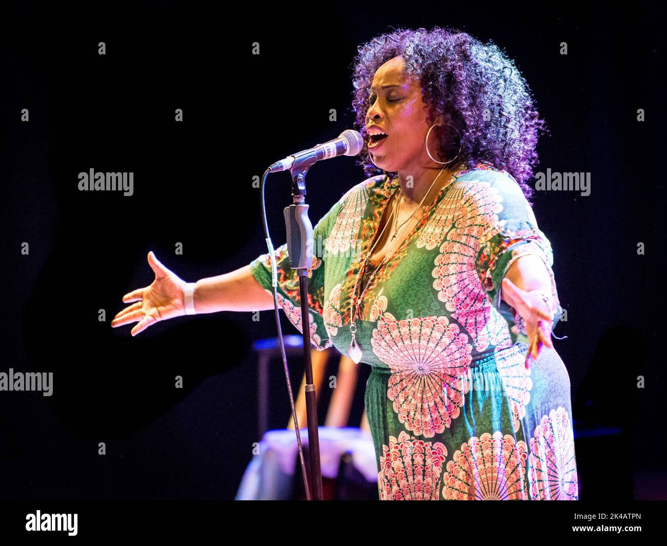 Ruby turner hi-res stock photography and images - Alamy