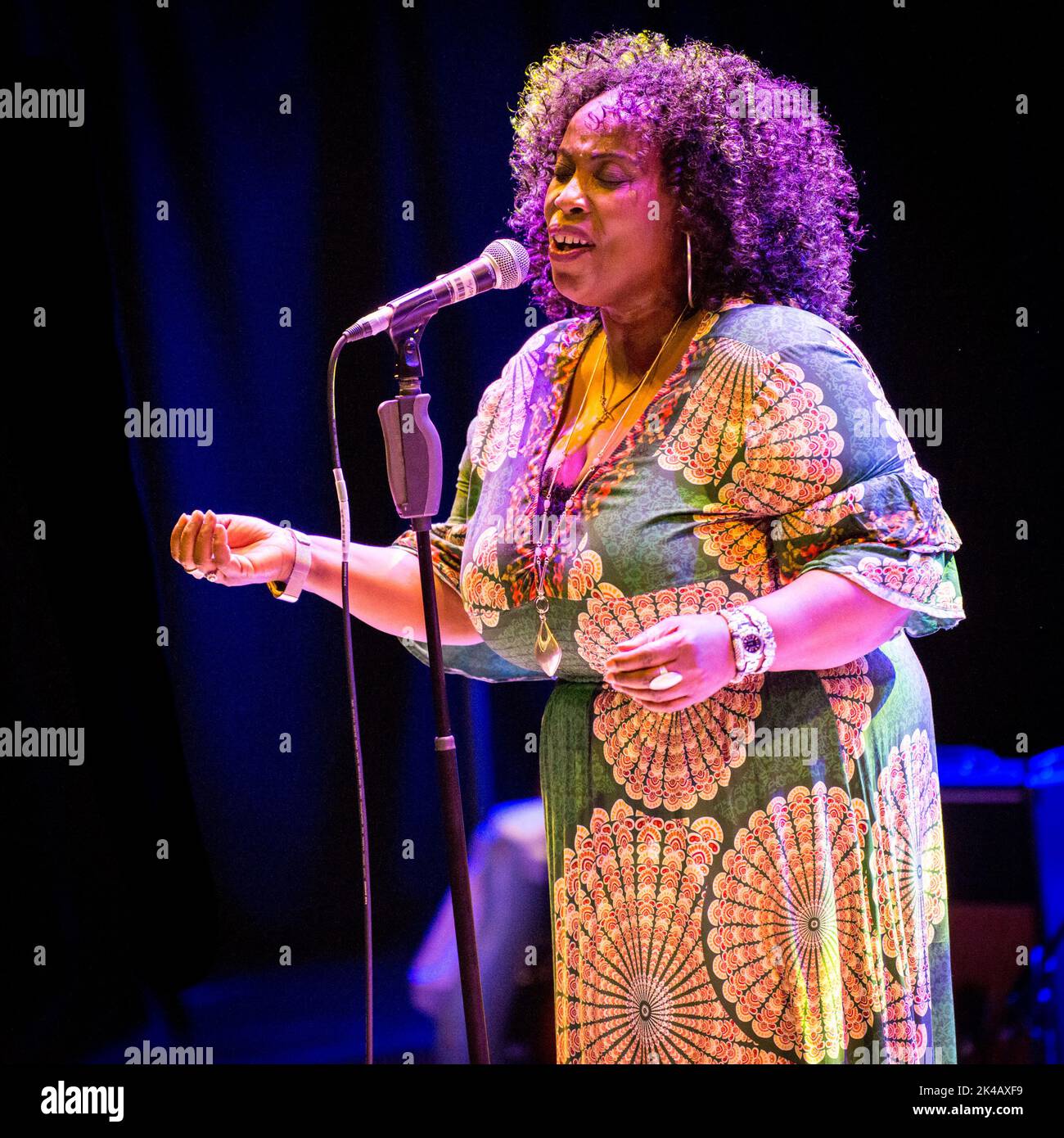 Ruby turner singer hi-res stock photography and images - Alamy