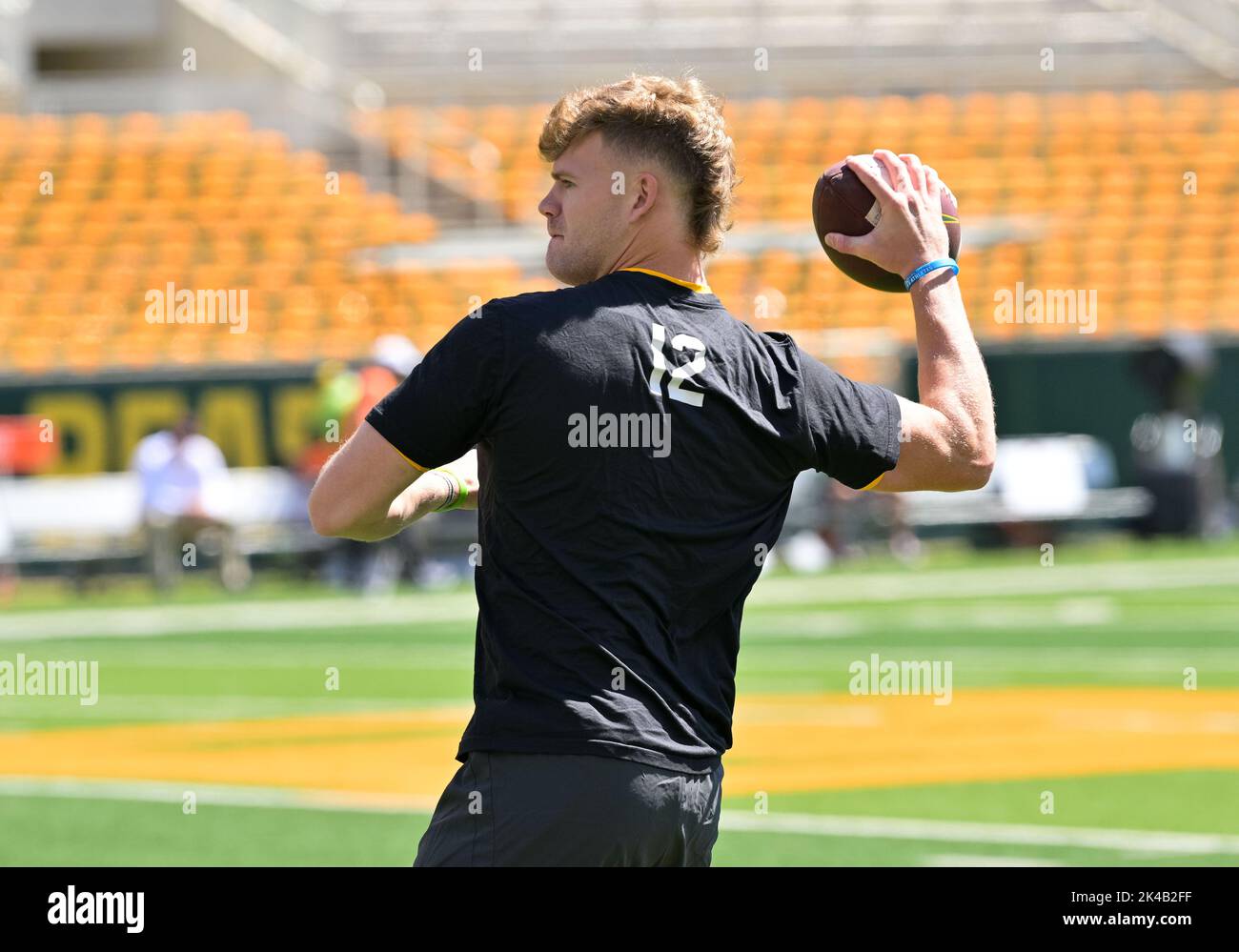 Blake shapen hi-res stock photography and images - Alamy