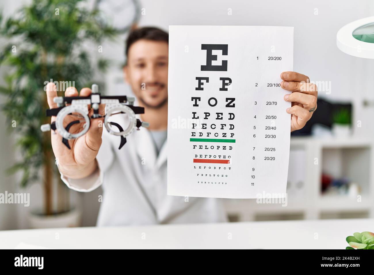 Snellen table hi-res stock photography and images - Alamy