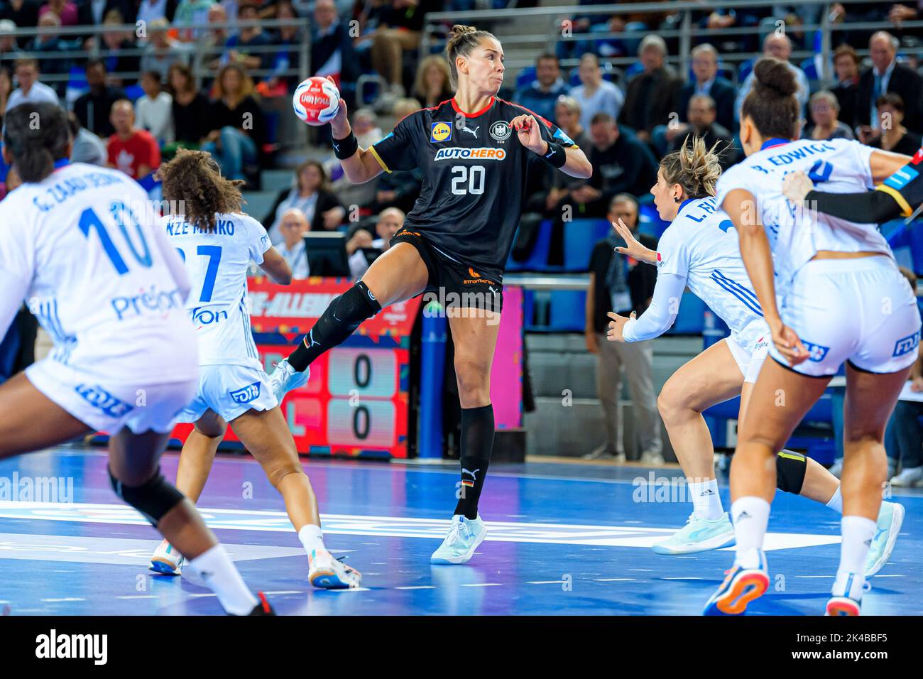 Metz, France. 30th Sep, 2022. Handball, Women: International, France ...