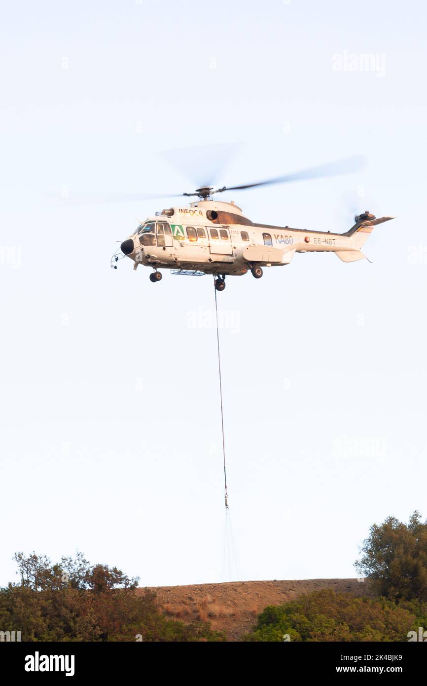 Offshore helicopters hi-res stock photography and images - Alamy