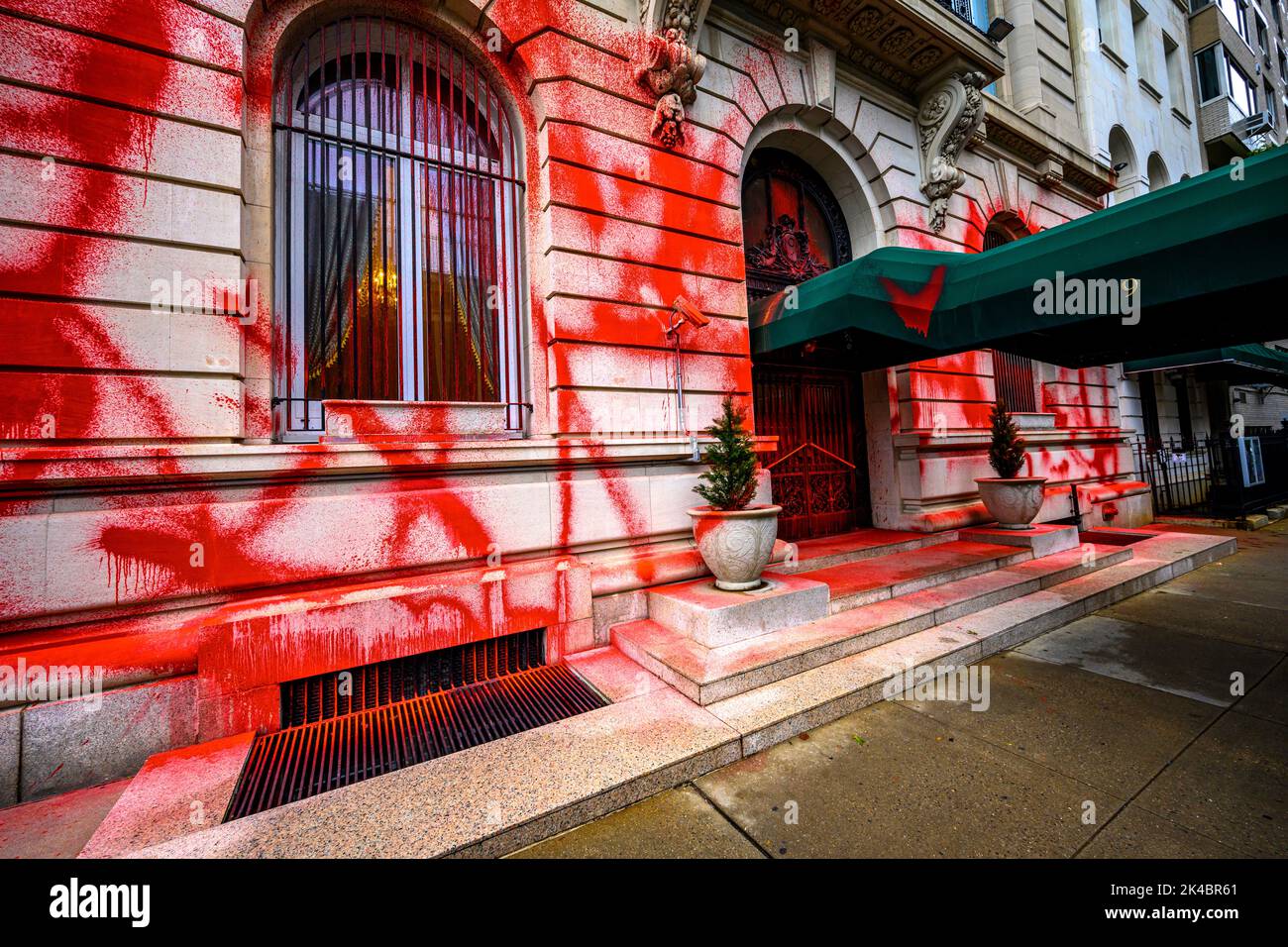 Sawages hi-res stock photography and images - Alamy