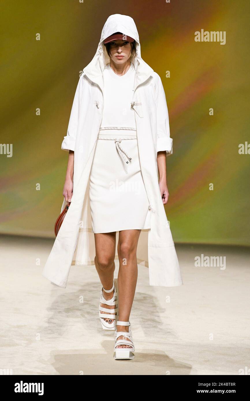 Paris, France. 01st Oct, 2022. HERMÃ S SS23 runway during Paris fashion ...