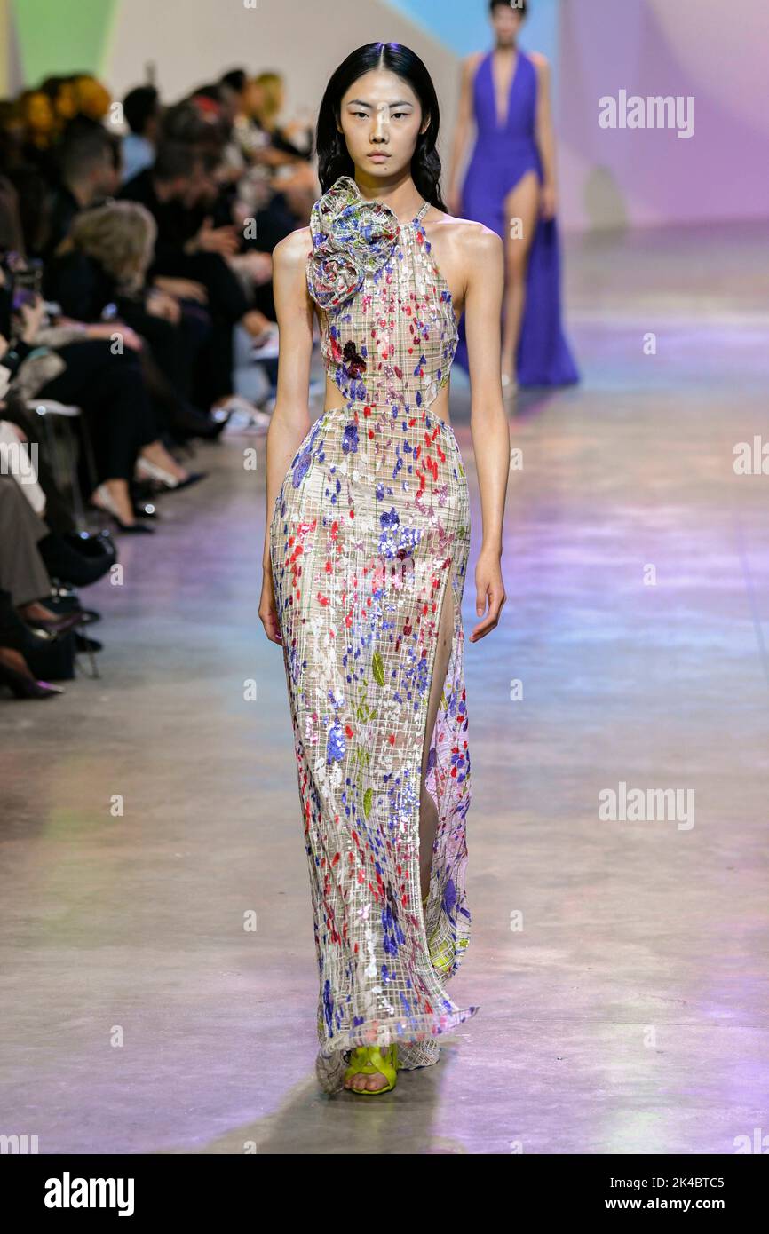 Paris, France. 01st Oct, 2022. ELIE SAAB SS23 runway during Paris ...
