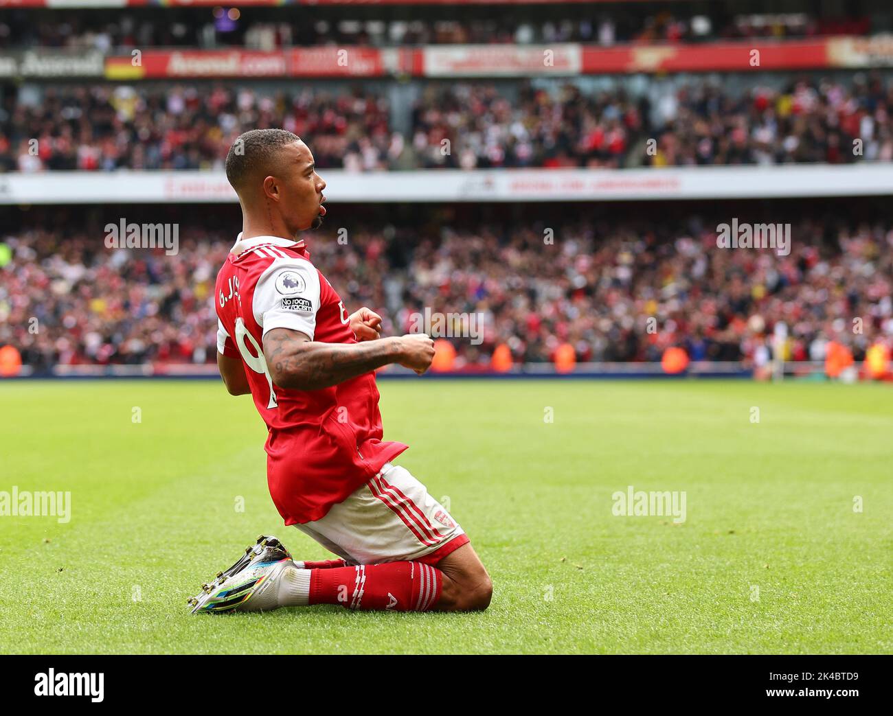 Gabriel jesus arsenal celebrates hi-res stock photography and images ...