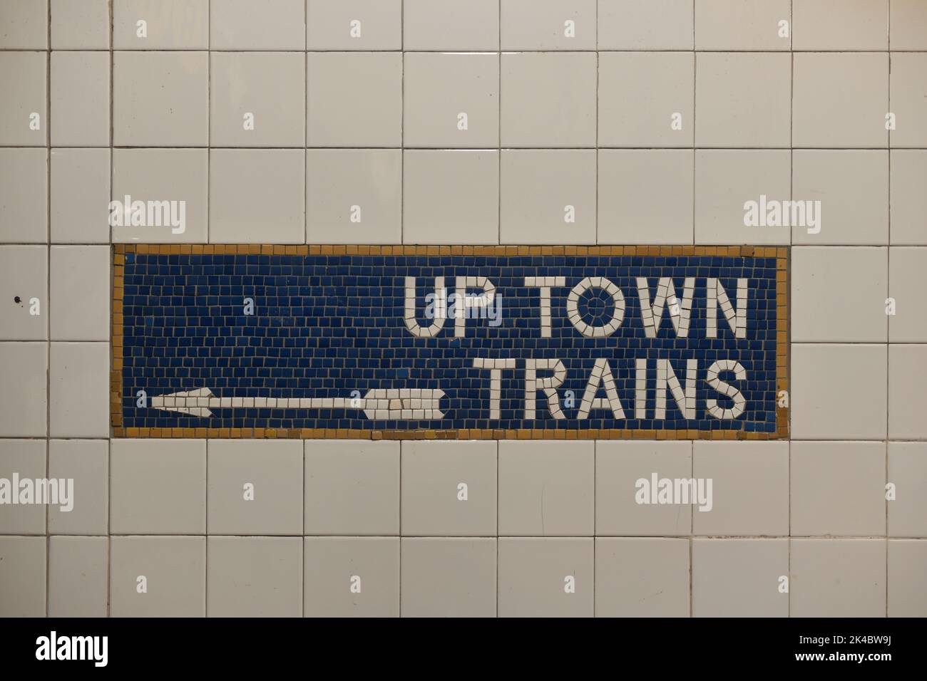 Uptown direction hi-res stock photography and images - Alamy