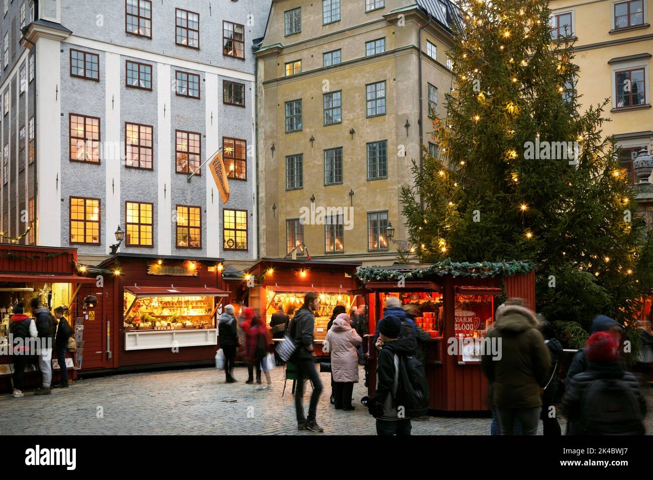 Traditional Stortorget Christmas market in the Old Town in Stockholm ...