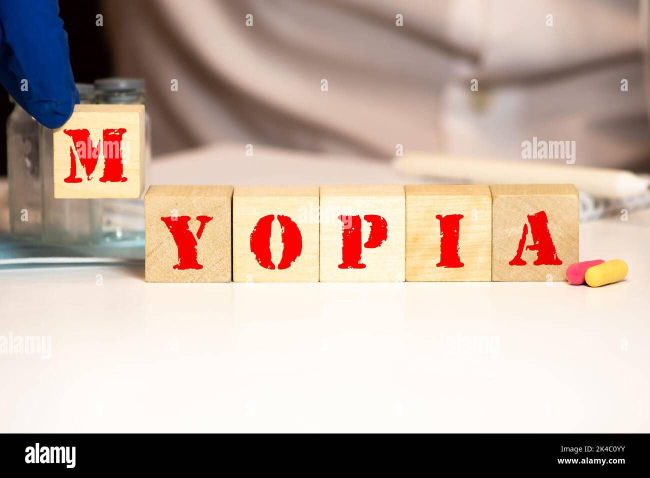 word myopia on wooden block Stock Photo - Alamy