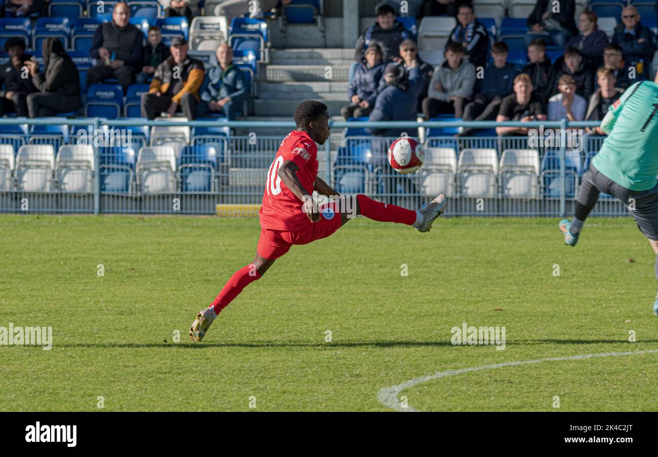 Salford City's Kelly N'Mai on loan with Warrington Rylands, Nethermoor ...