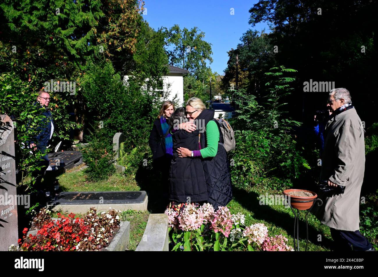 Birgit Behrens-Otto, Eberhard Hoene und Gerlinde Kempendorff bei der ...