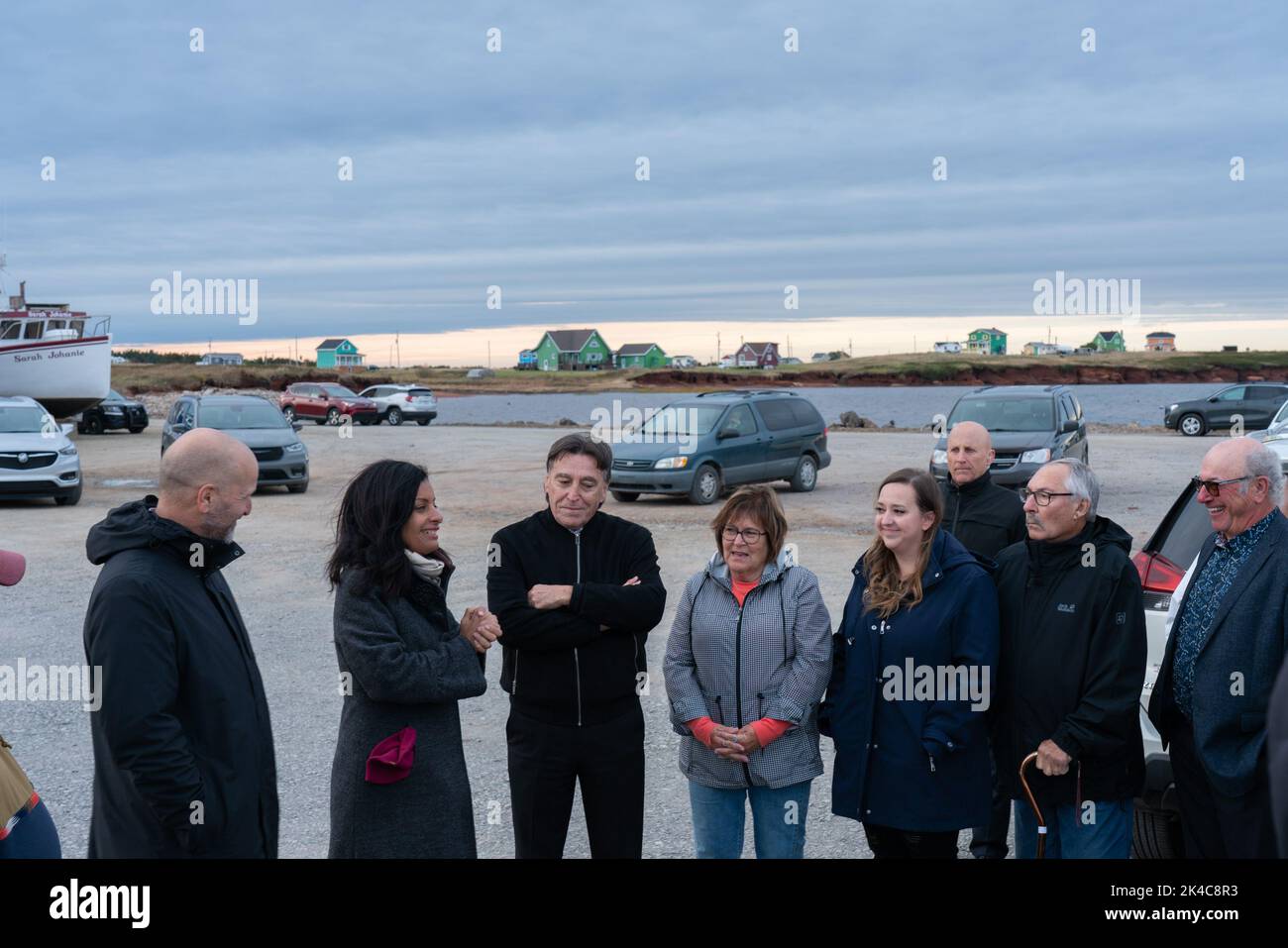 Liberal Leader Dominique Anglade meets locals at Cap-Vert wharf in ...