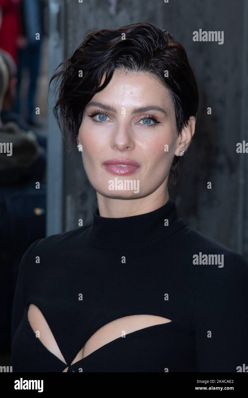 Isabeli Fontana attending the Monot Womenswear Spring/Summer 2023 show ...