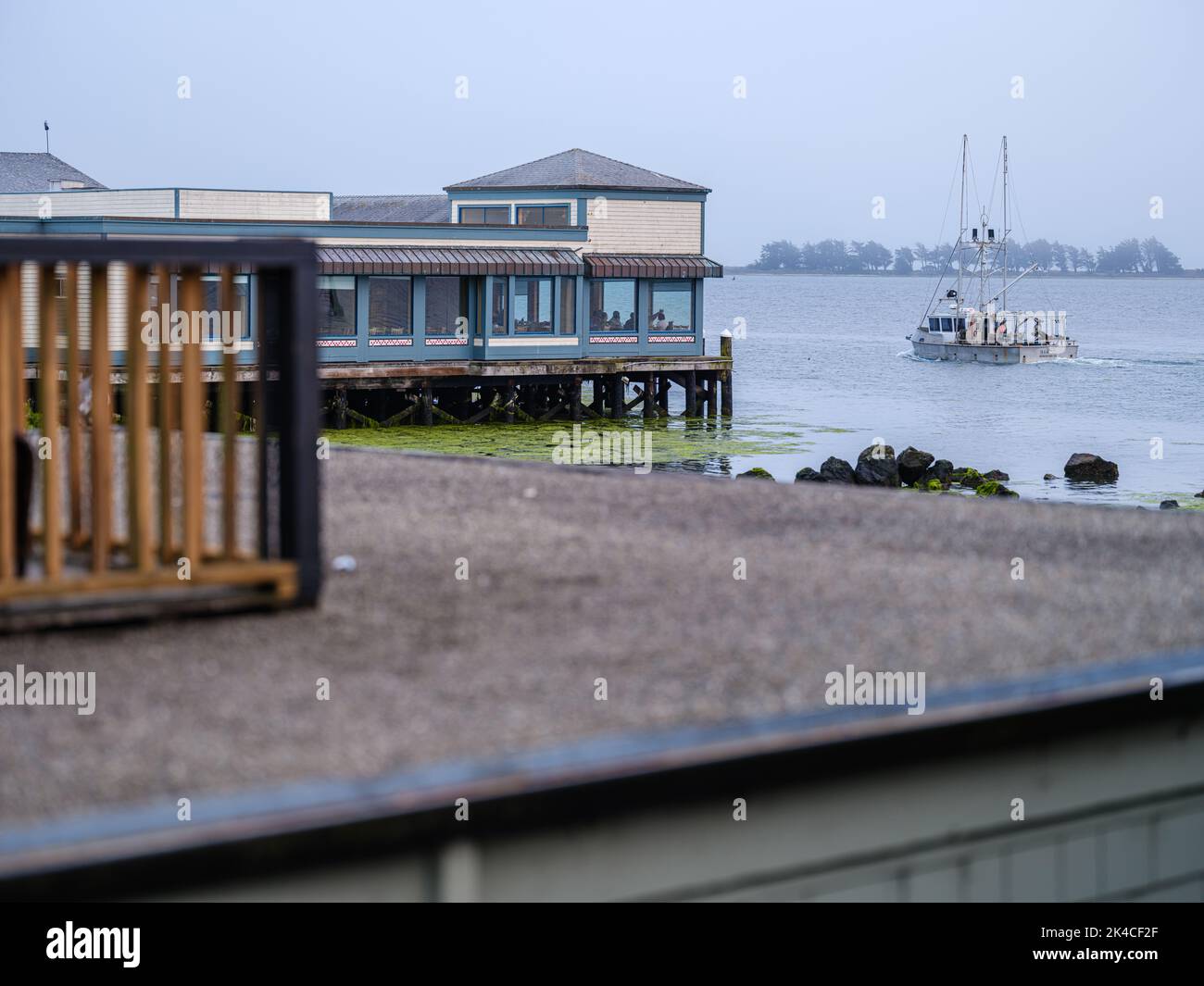 The tides inn restaurant hi-res stock photography and images - Alamy