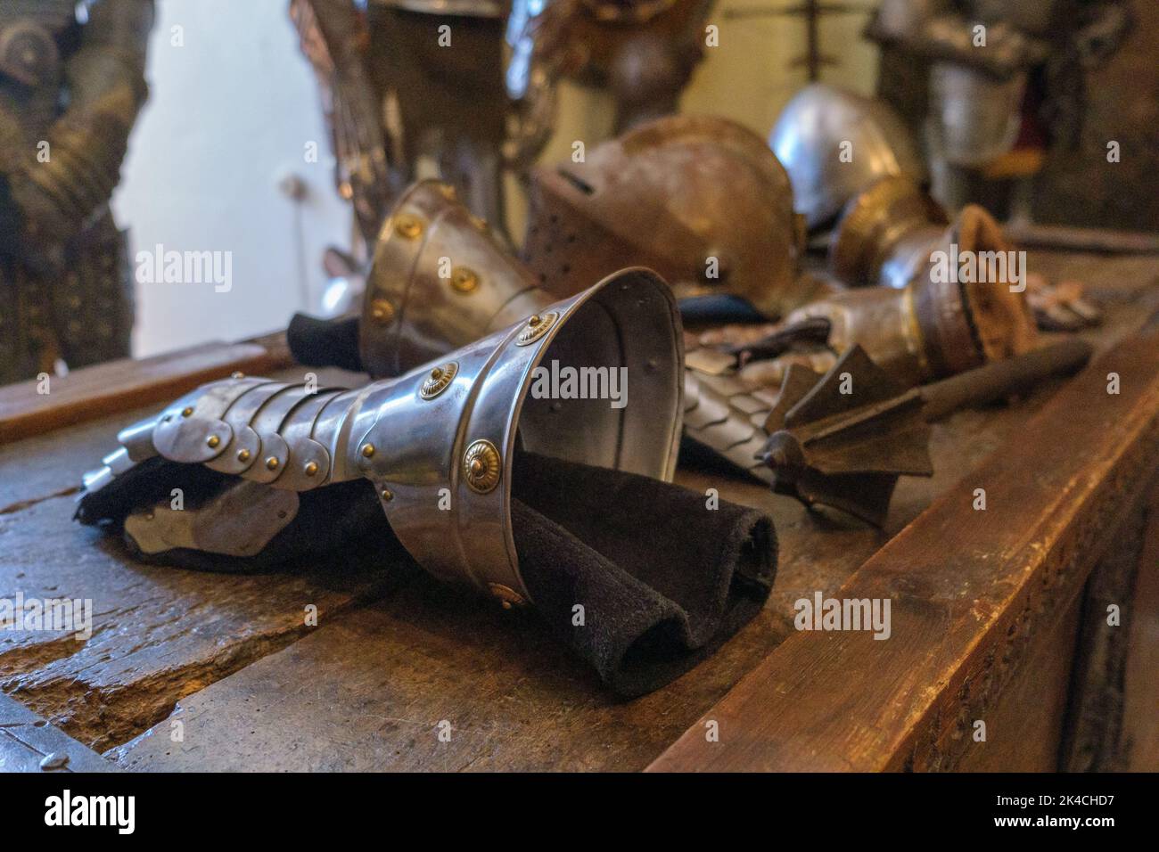 Knight model hi-res stock photography and images - Alamy