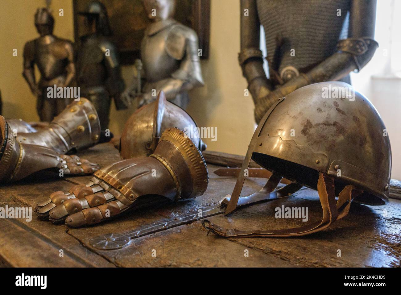 Knight model hi-res stock photography and images - Alamy
