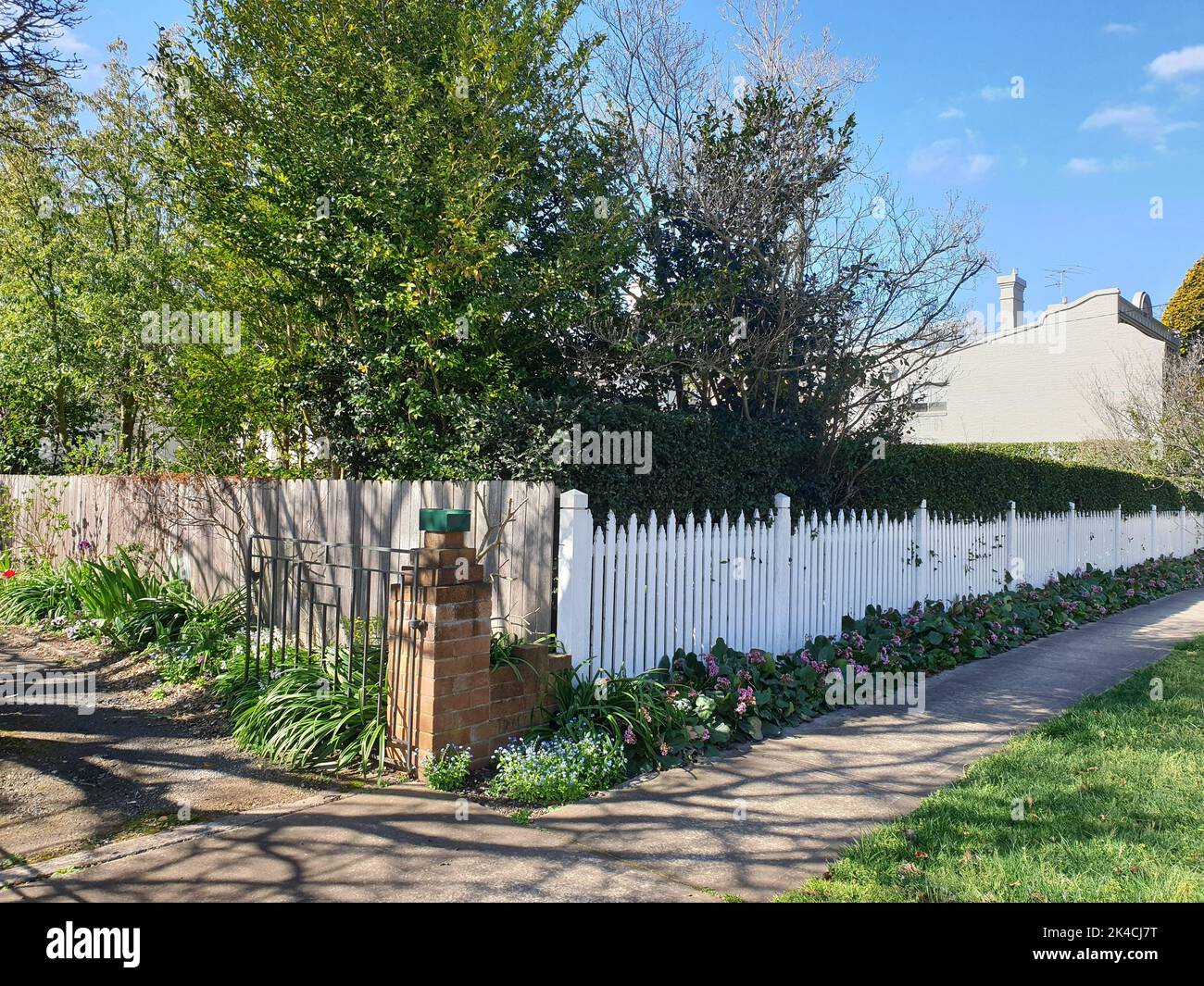 The Merrigan street in the touristic village of an Australian country ...