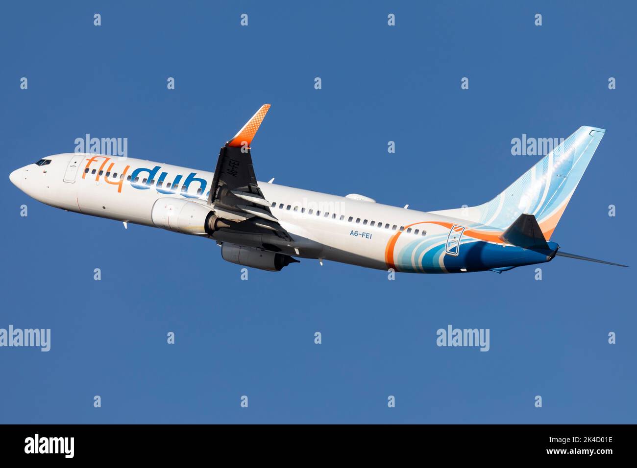 A Boeing 737-800 (B738) of flydubai flying in the sky Stock Photo - Alamy
