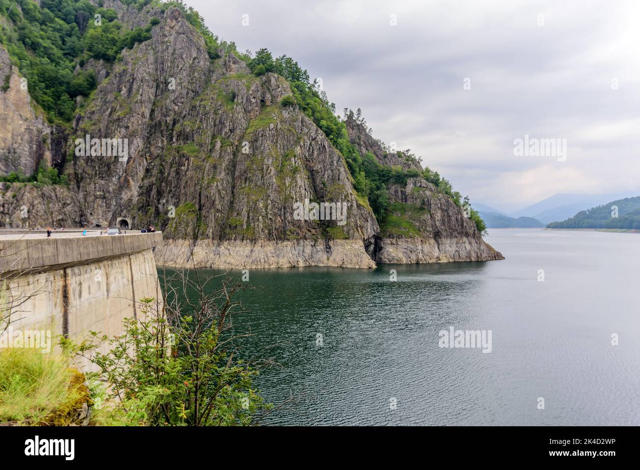 A Scenic view of Vidraru Dam with greeneries around Stock Photo - Alamy
