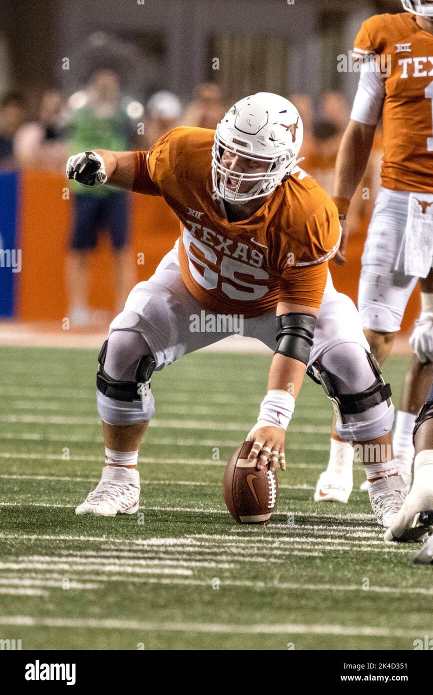 October 1, 2022. OC Jake Majors #65 of the Texas Longhorns in action vs ...