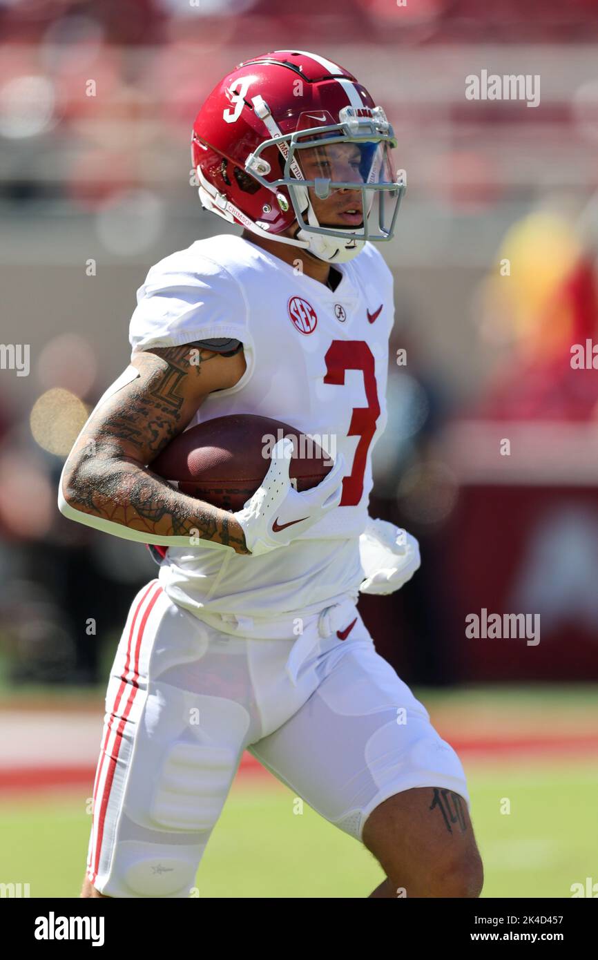 October 1, 2022: Jermaine Burton #3 Alabama receiver brings a ball up ...