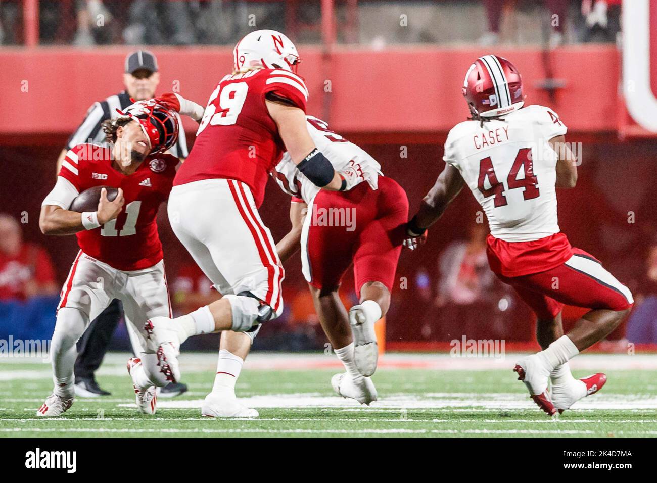 Mask penalty hi-res stock photography and images - Alamy