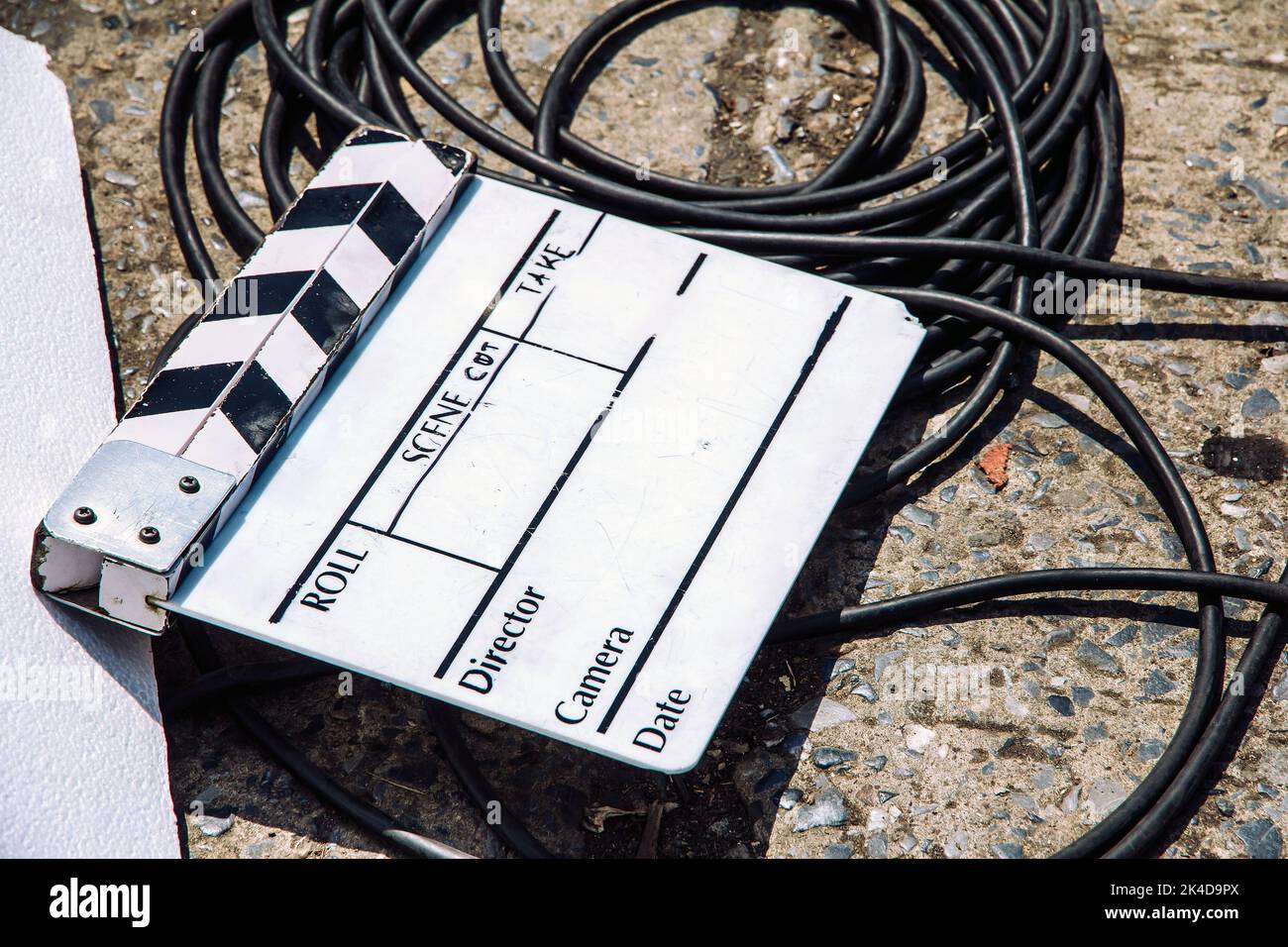 behind the scene, Film Slate on set Stock Photo - Alamy