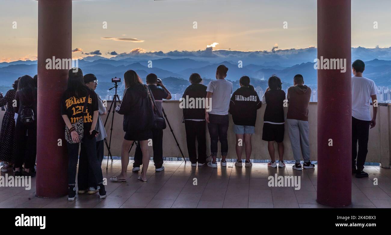 CHONGQING, CHINA - OCTOBER 2, 2022 - People take photos of sunrise flow ...