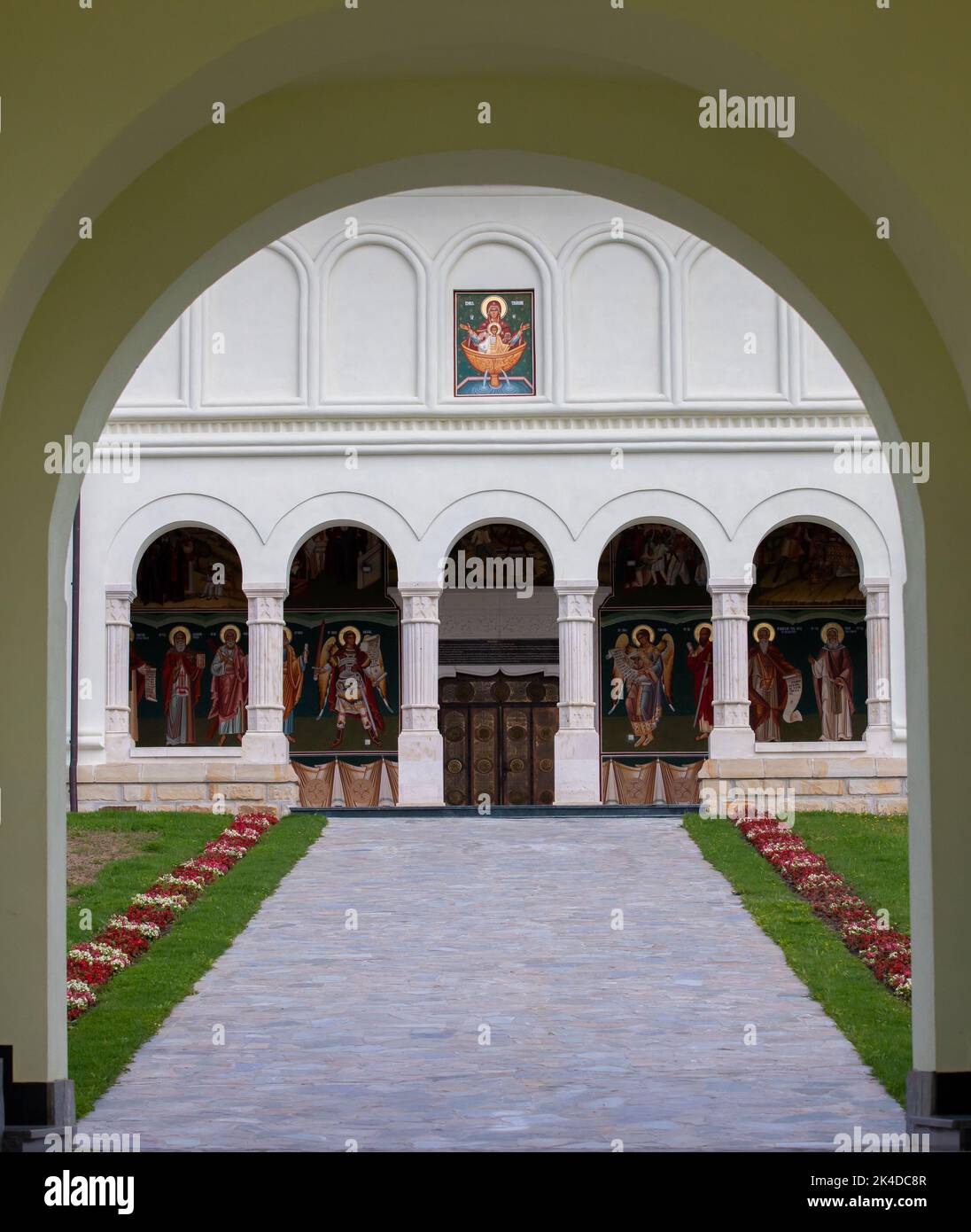 Gate old orthodox monastery hi-res stock photography and images - Alamy