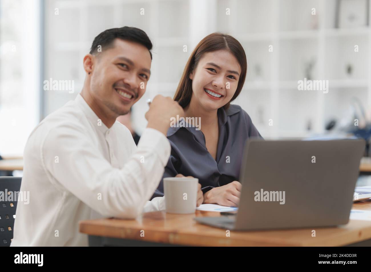 Team work success hi-res stock photography and images - Alamy