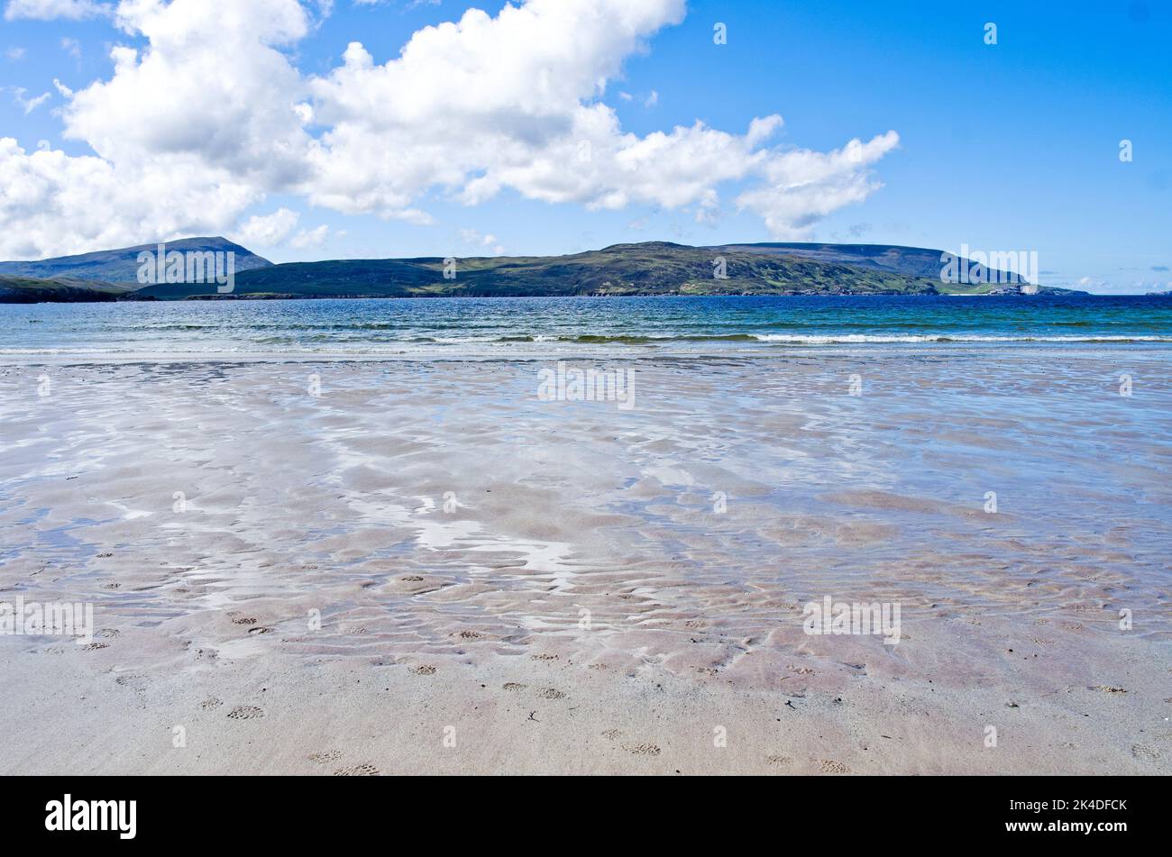 The Cape Wrath peninsula seen from the white sand beach at Balnakeil ...