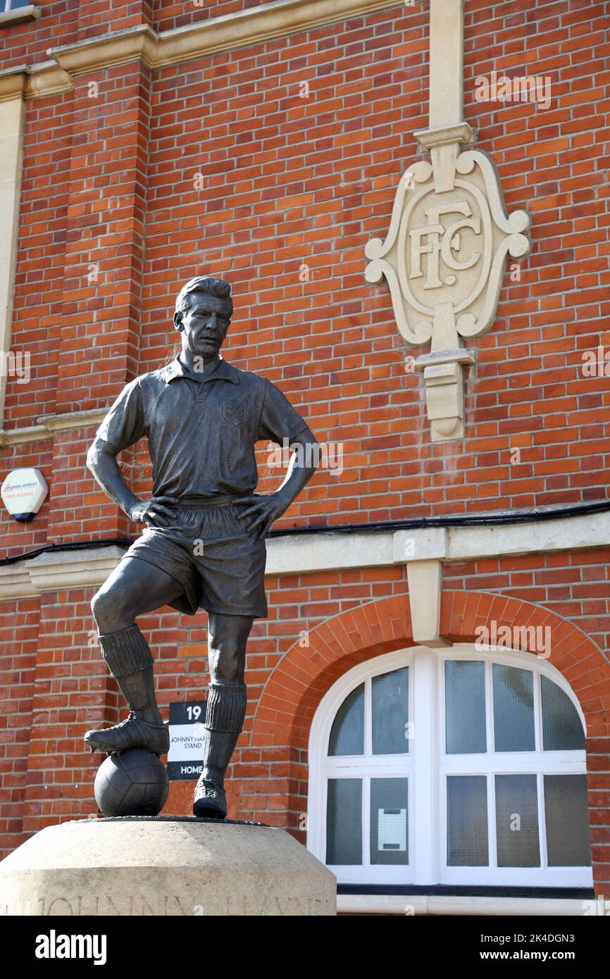 London, UK. 01st Oct, 2022. The Johnny Haynes statue at the Fulham v ...