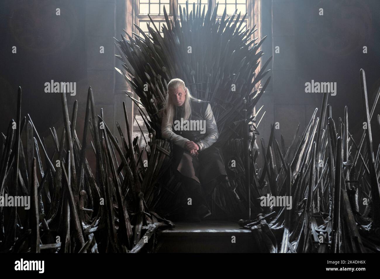 MATT SMITH in HOUSE OF THE DRAGON (2022), directed by CLARE KILNER and MIGUEL SAPOCHNIK. Credit ...