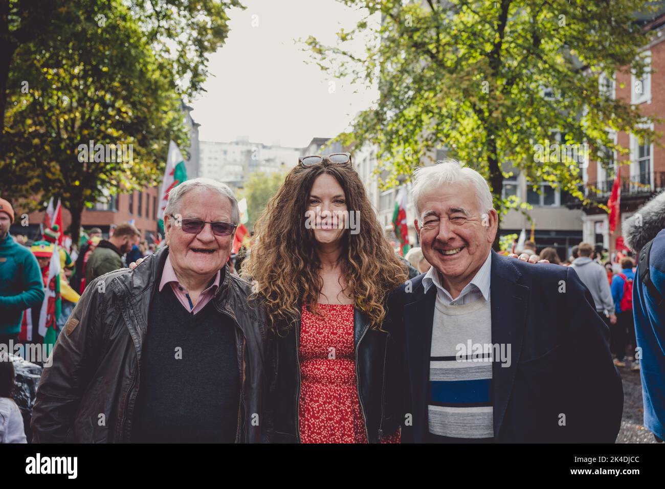 Dafydd Iwan, Ffion Dafis, Dafydd Wigley - Welsh independence march ...