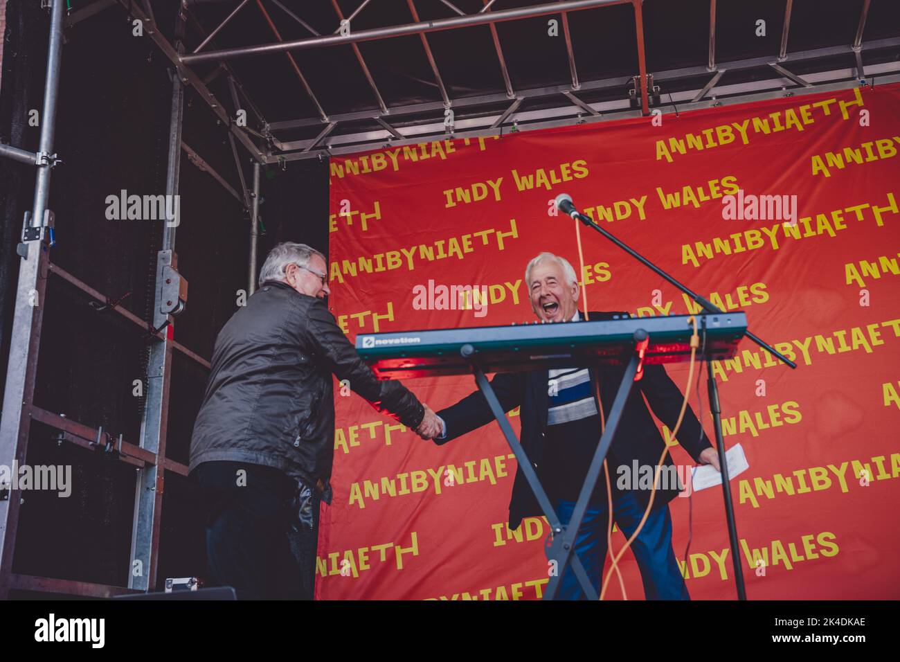 Dafydd Iwan, Ffion Dafis, Dafydd Wigley - Welsh independence march ...
