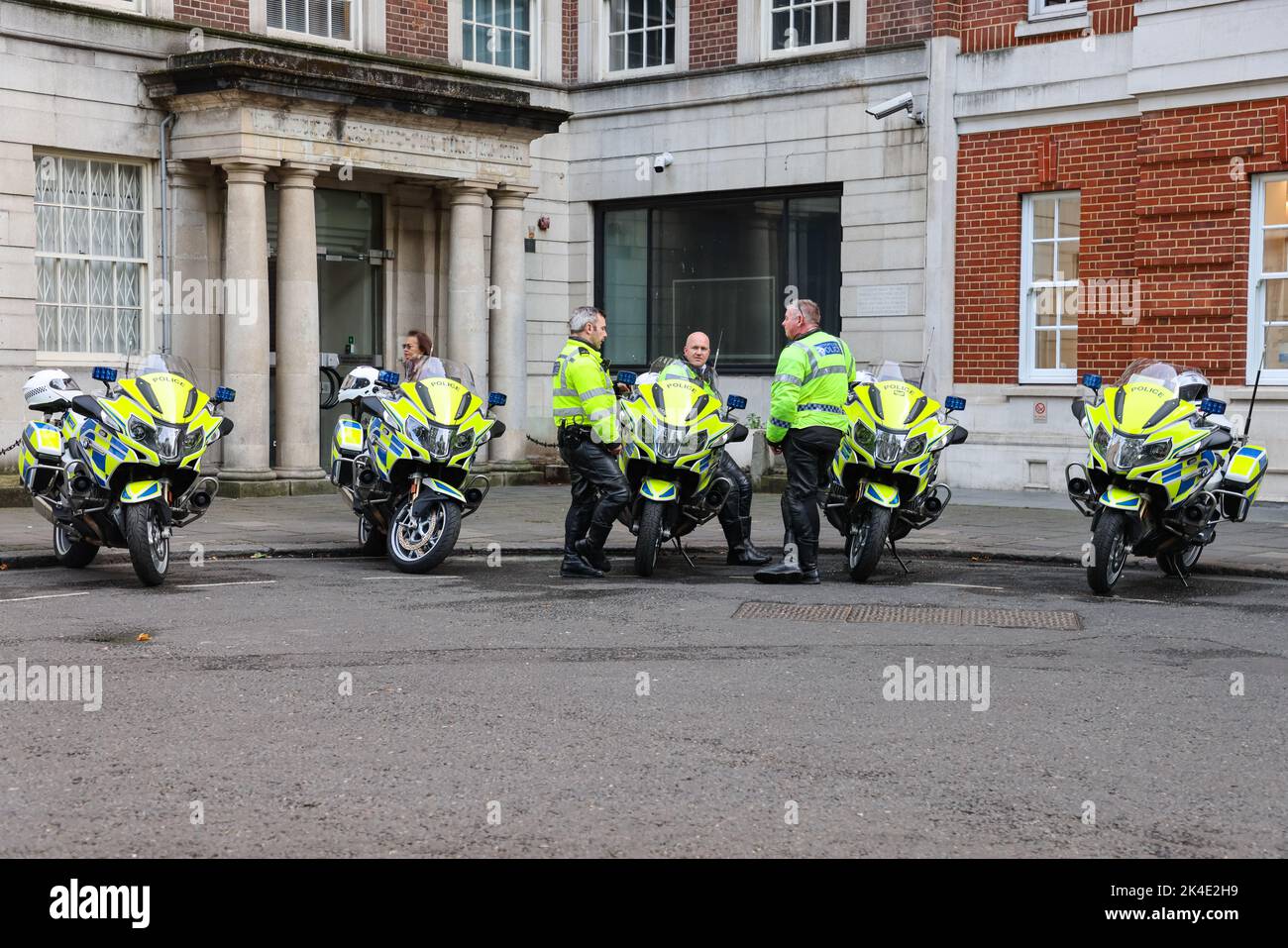 28 7 2022: British policeman with van and motorcycles on duty at Soho ...
