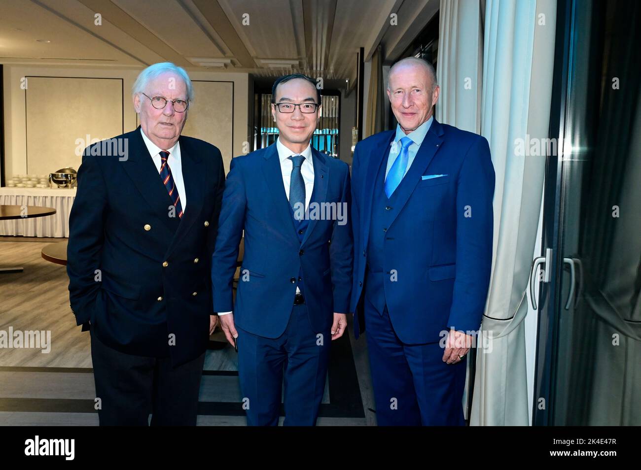 Franz-Friedrich Prinz von Preußen,Dr. Ian-Tsing Joseph Dieu ...