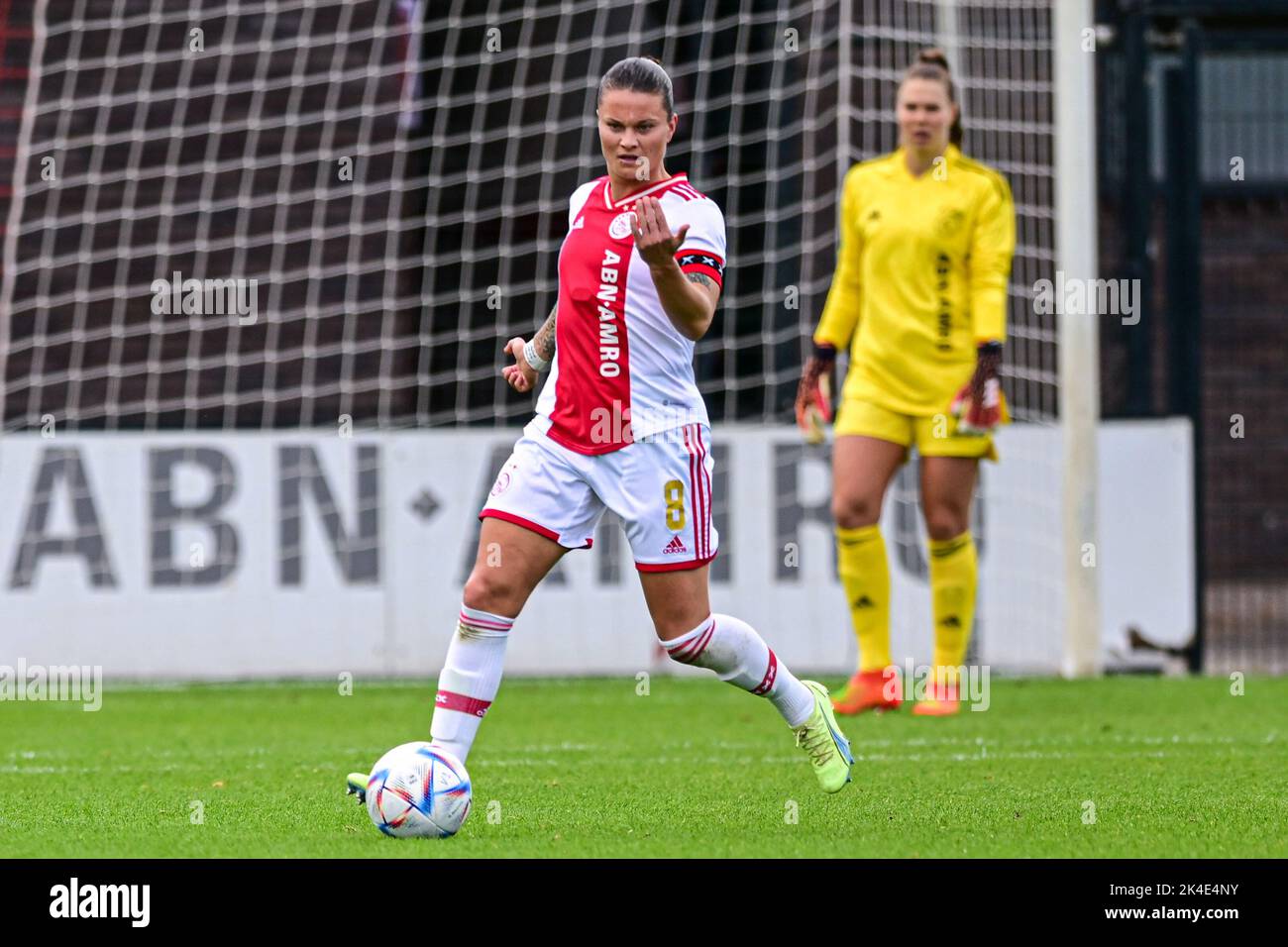 DUIVENDRECHT, NETHERLANDS - OCTOBER 2: Sherida Spitse of Ajax during ...