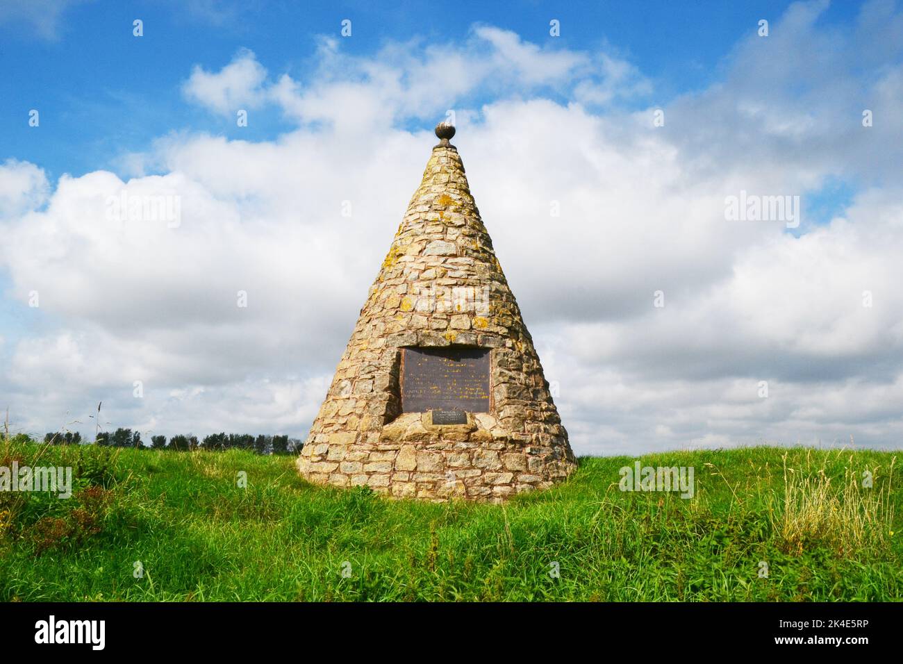 Conical Monument on Freiston Shore, Lincolnshire, England, UK Stock ...