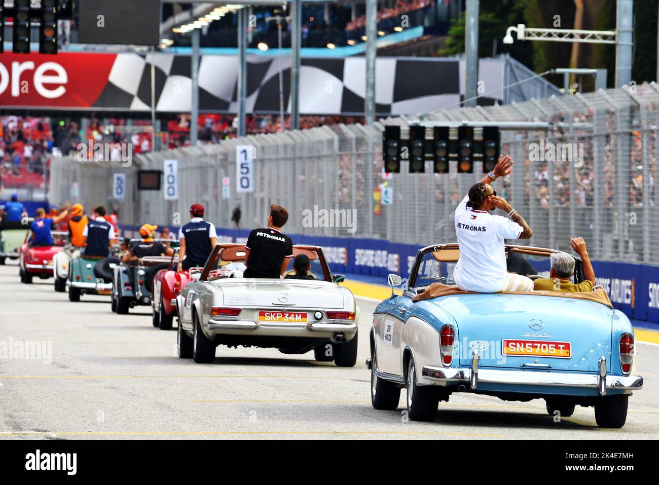 Singapore, Singapore. 02nd Oct, 2022. Lewis Hamilton (GBR) Mercedes AMG ...