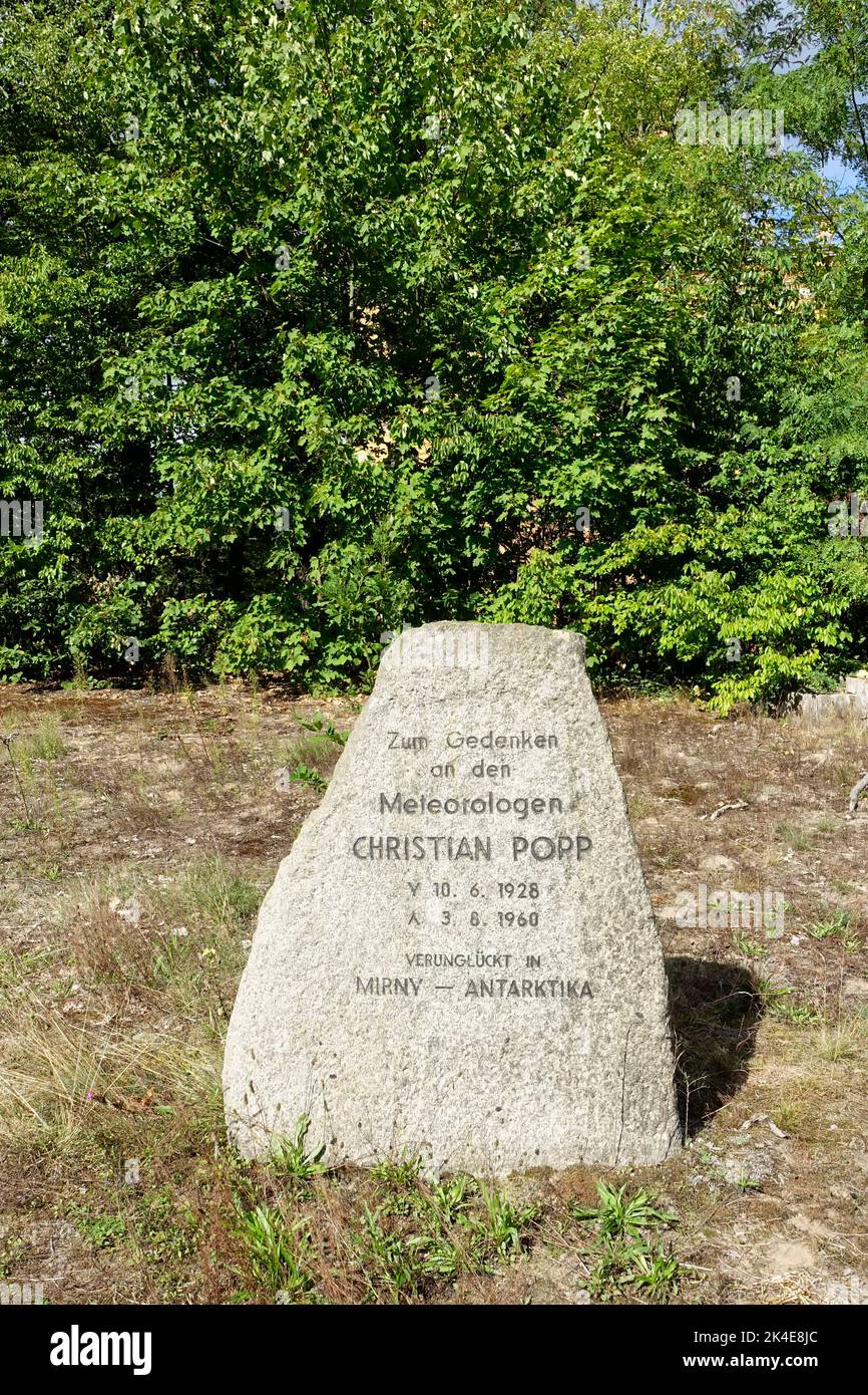 Albert Einstein Grave