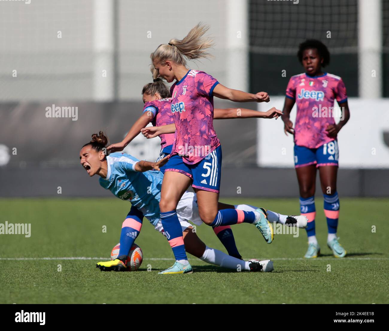 Amanda Nilden of Juventus Women and Virginia Di Giammarino of ...