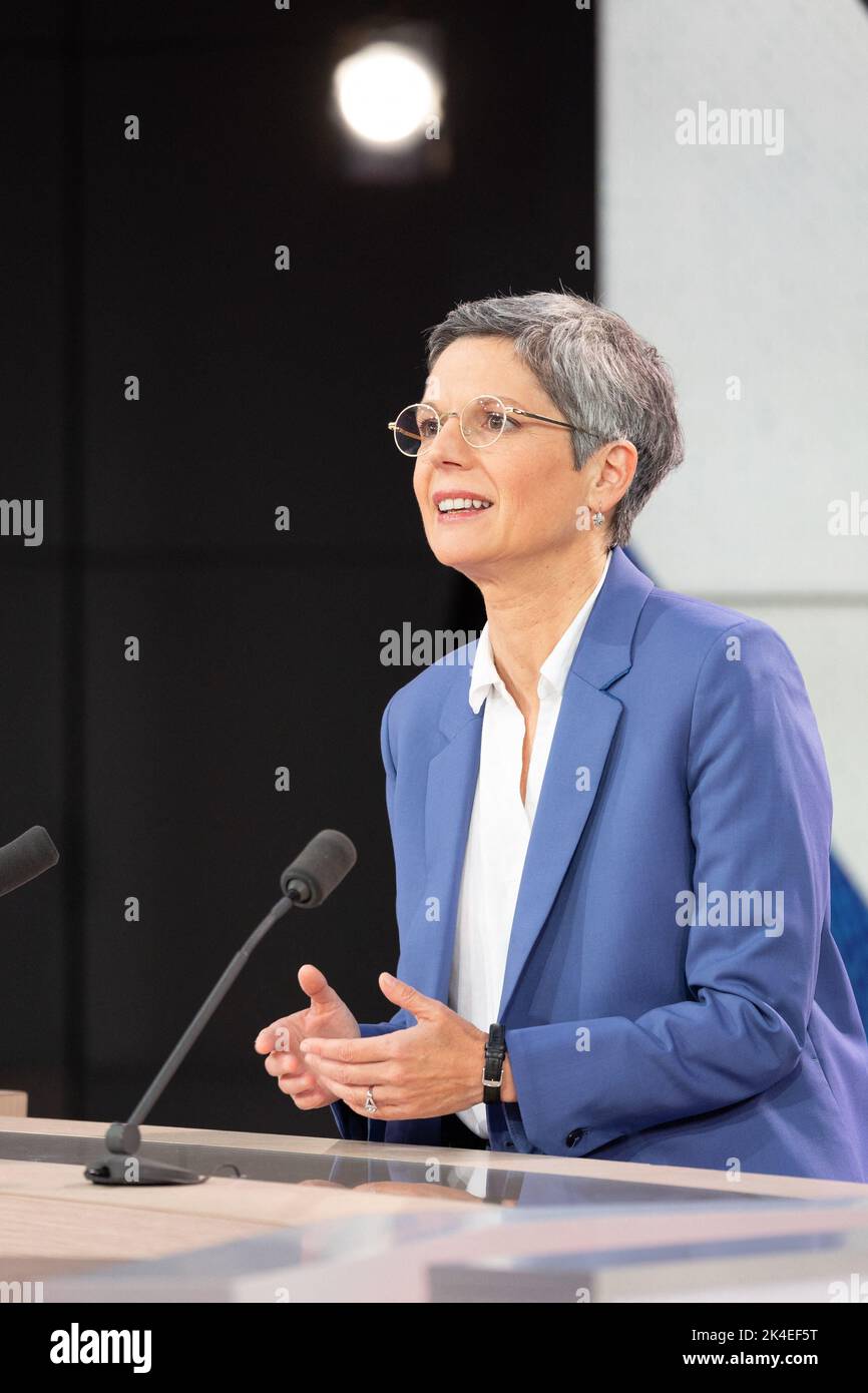 EELV deputy Sandrine Rousseau during an interview on Dimanche en ...