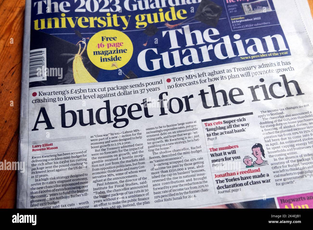 'A budget for the rich' The Guardian newspaper headline Stock Photo - Alamy