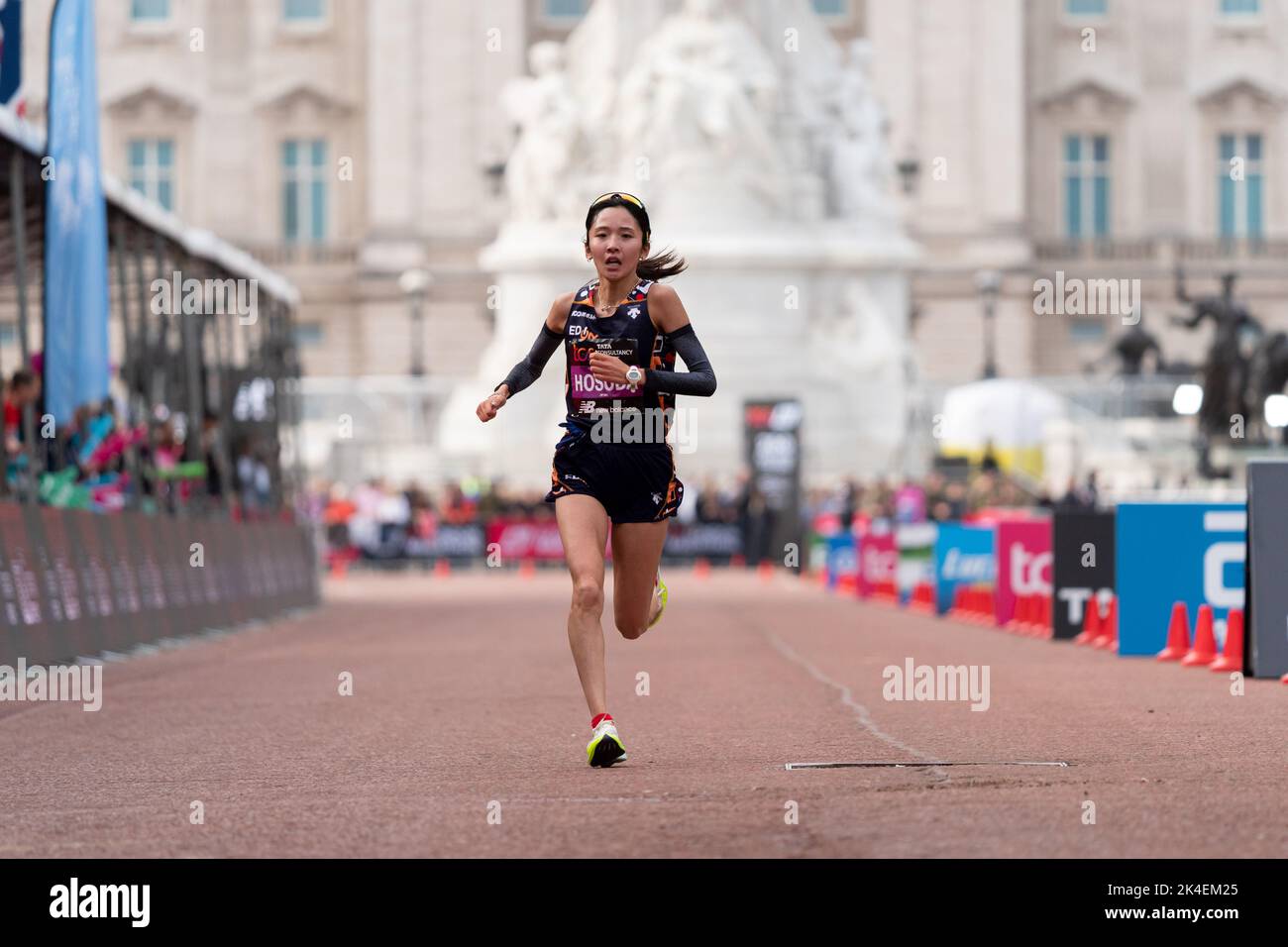 Womens Elite Ai Hosoda (JPN) finishes ninth during the TCS London ...